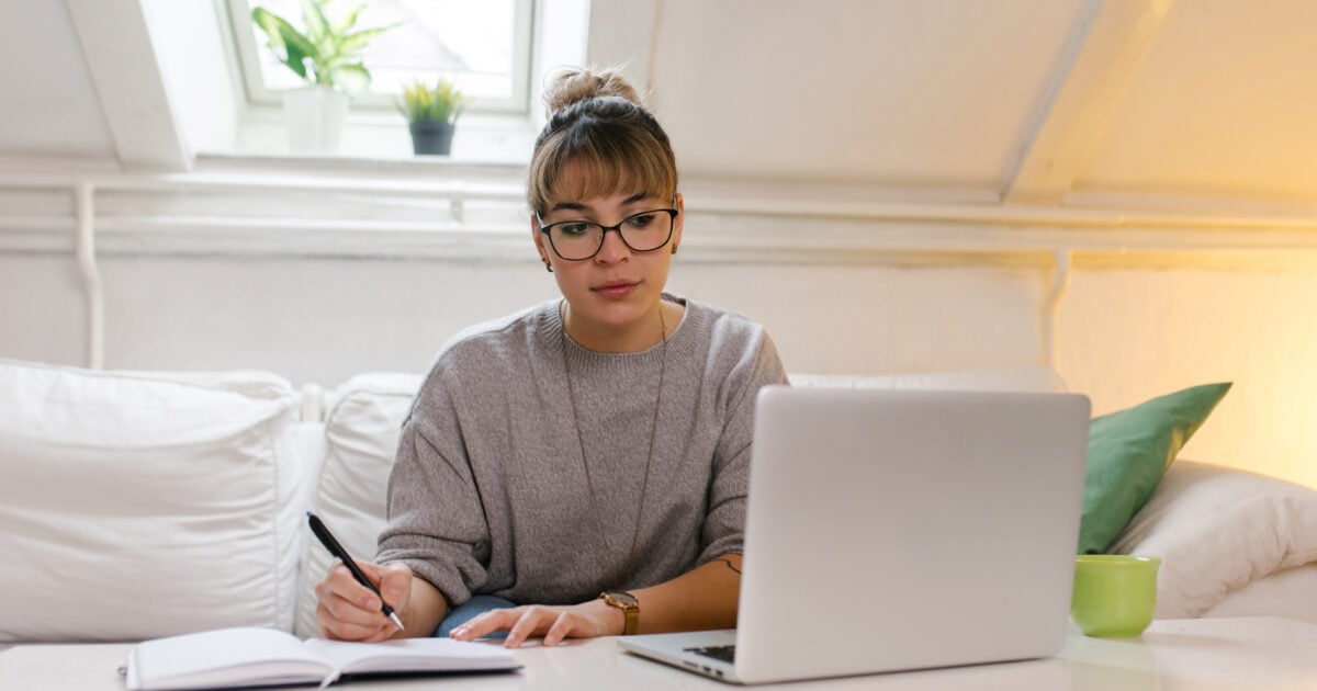 How to Read a Job Description the Right Way | The Muse