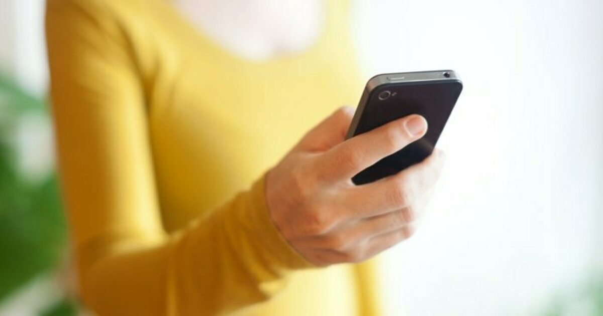 The 3 Most Important People to Stay in Touch With (and How… | The Muse