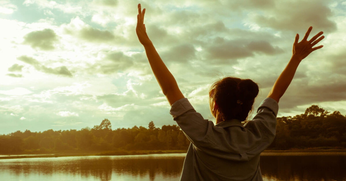 7 Habits Successful People Embrace With Open Arms | The Muse