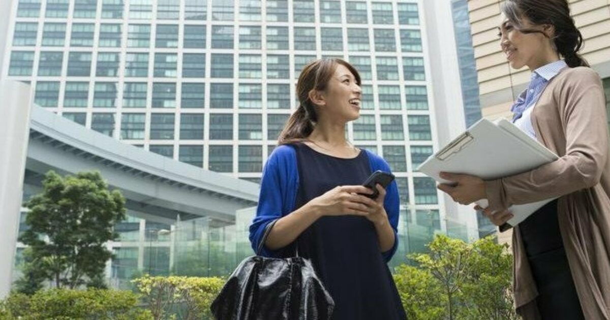 3 Reasons You Should Open Up to Your New Boss | The Muse