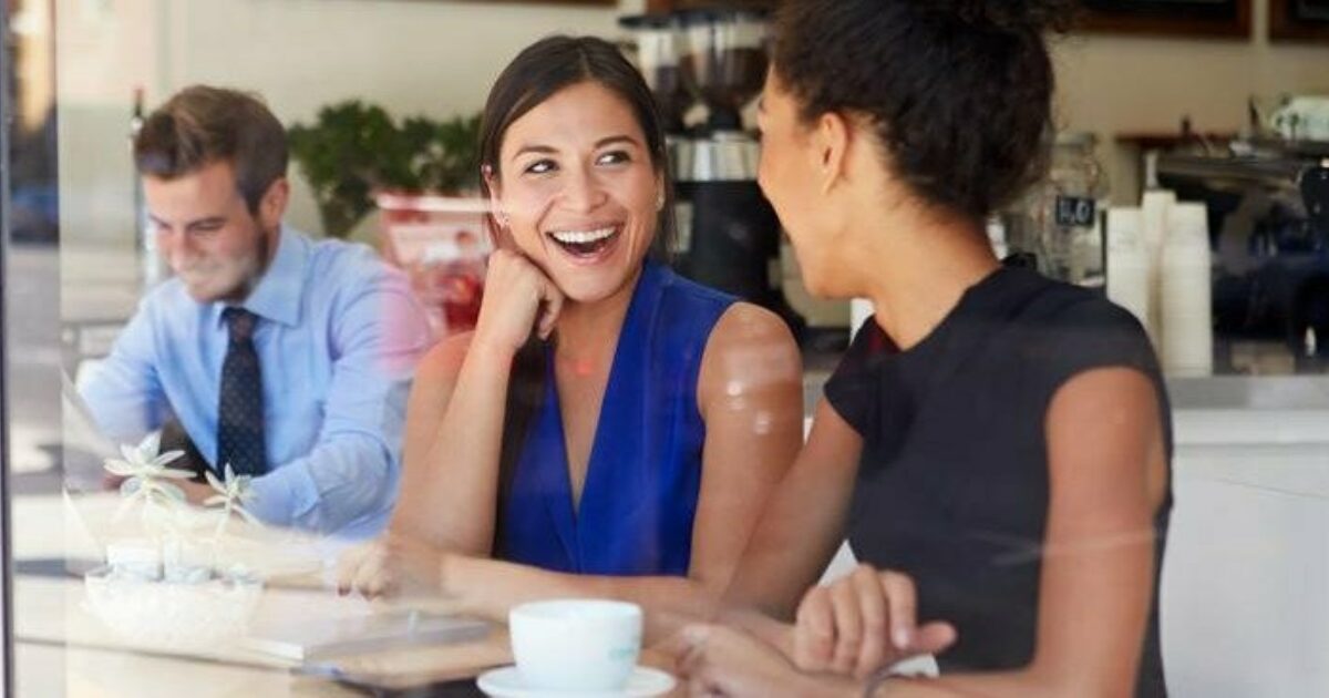 4 Great Networking Questions to Ask Strangers | The Muse