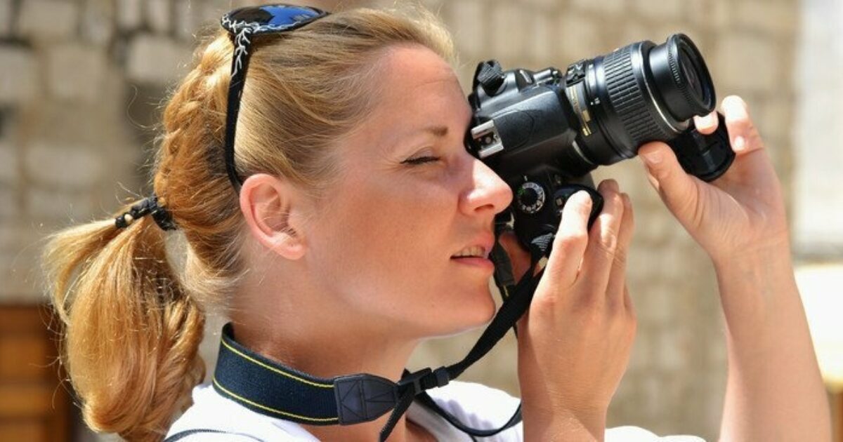 How to Take Photos Like a Pro (Infographic) | The Muse