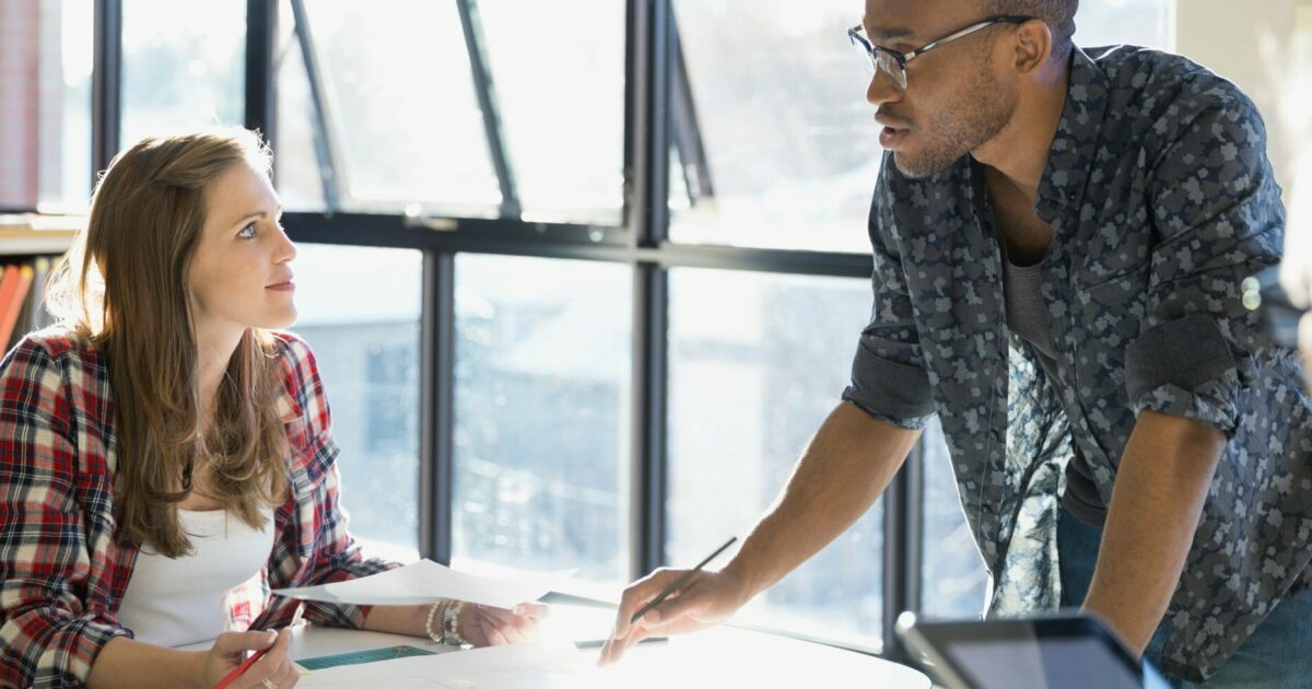 How to Know When You Should Correct Someone | The Muse