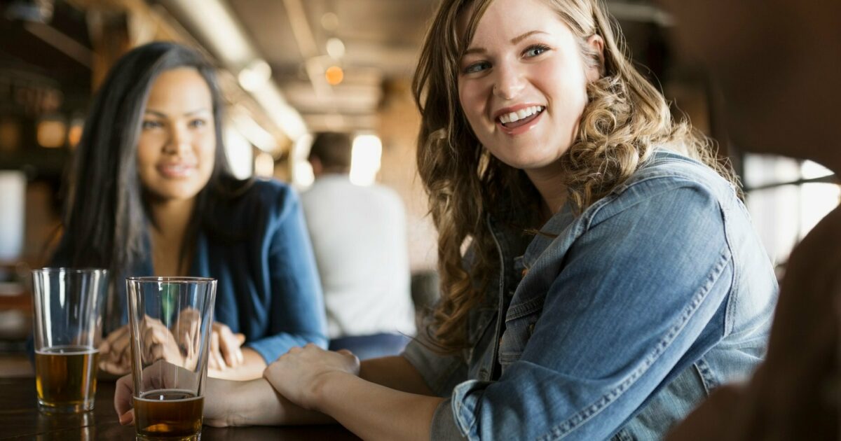 How to Handle a Happy Hour Job Interview | The Muse