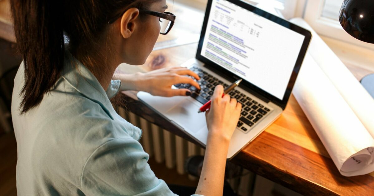 10 Things to Know About Writing on LinkedIn Pulse | The Muse