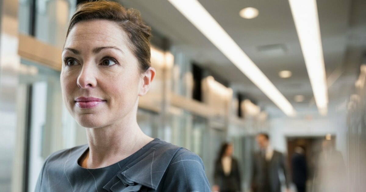 5 Awkward Situations When You're New at Work | The Muse