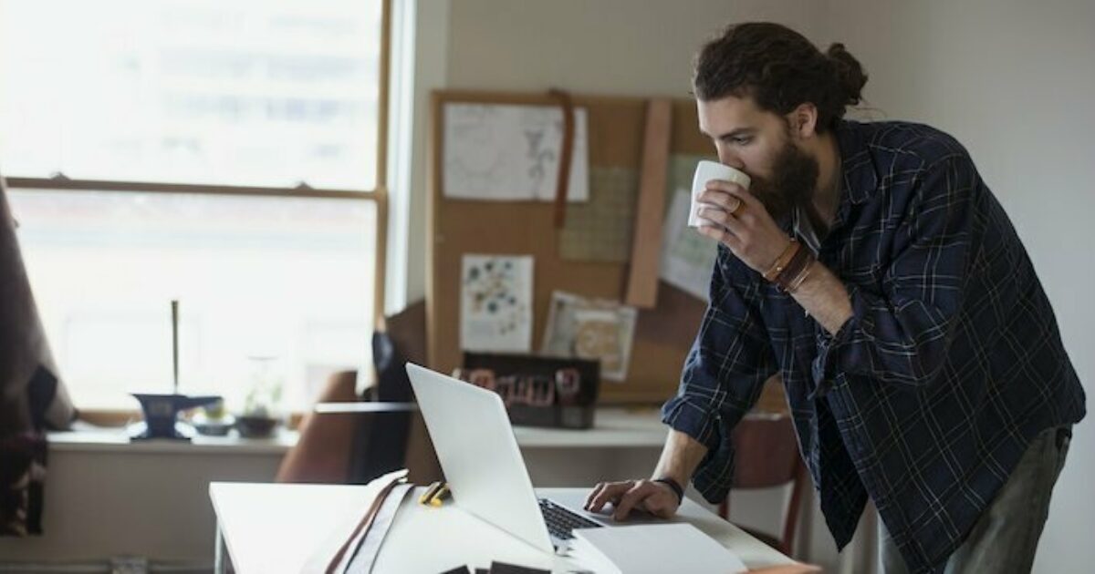 How to Survive Work When You Can't Take a Vacation | The Muse