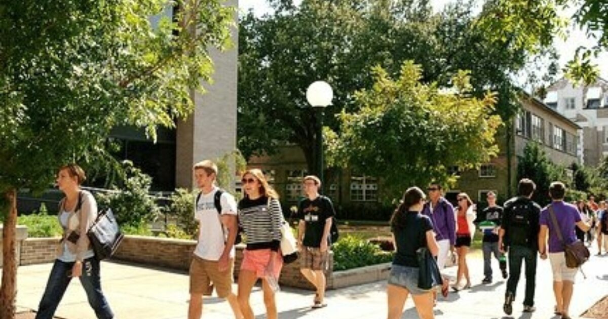 5 Steps to Finding the Right B-School for You | The Muse