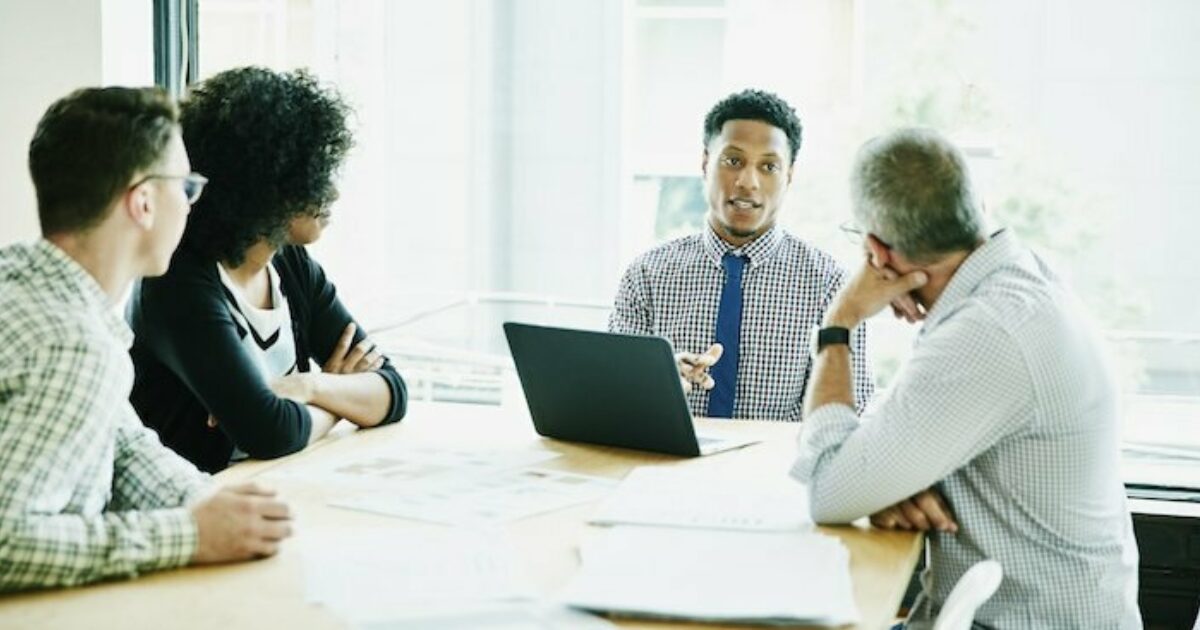 3 Times You Should Take Charge at Work | The Muse