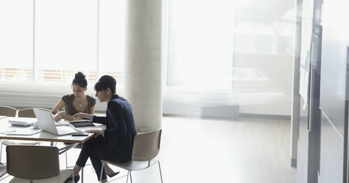 How to Effectively Work With Other Managers | The Muse