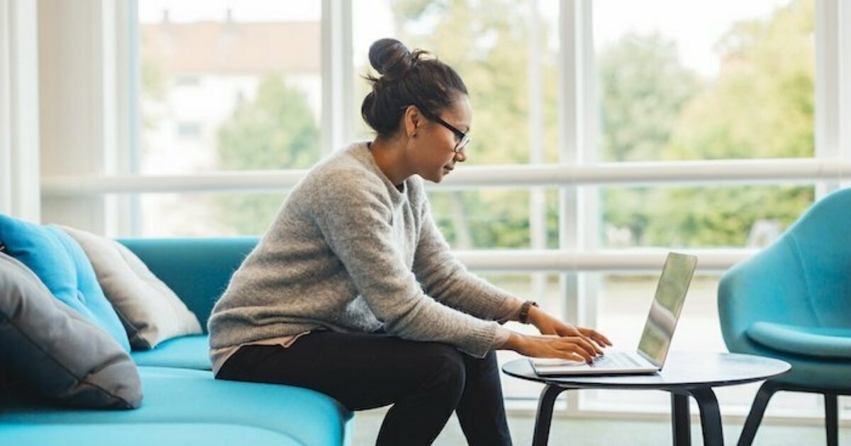 Tips for Bonding With Co-workers Who Live in Other Cities | The Muse