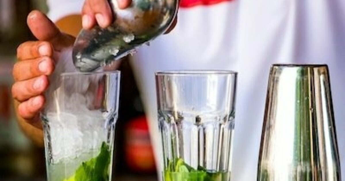 Well Stocked: How to Set Up an Amazing Home Bar | The Muse