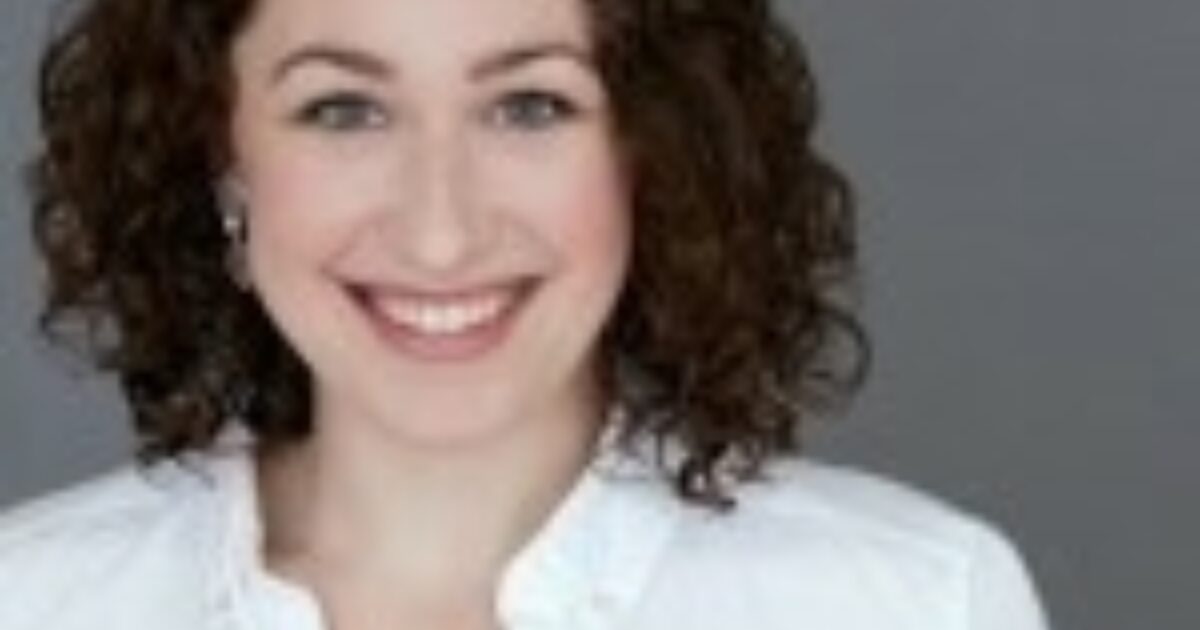 Annie Favreau's Instagram, Twitter & Facebook on IDCrawl