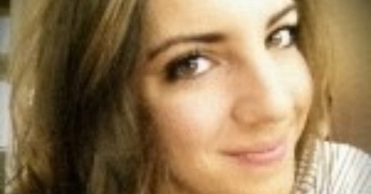 Nicole Varvitsiotes | The Muse