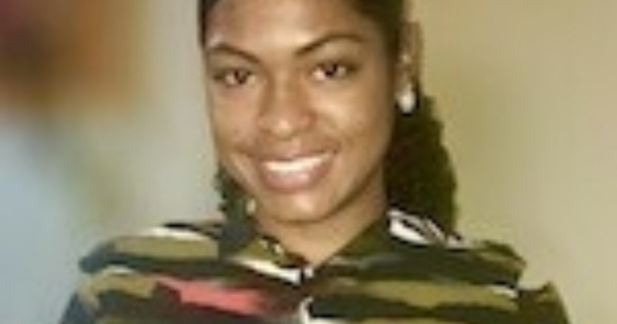 Stephanie Nieves | The Muse